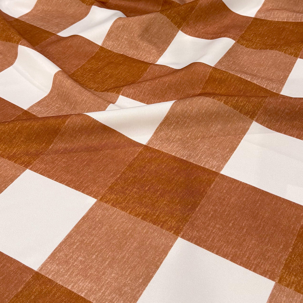 Hampton Checker (Poly Print) Table Napkin in Rust – Urquid Linen