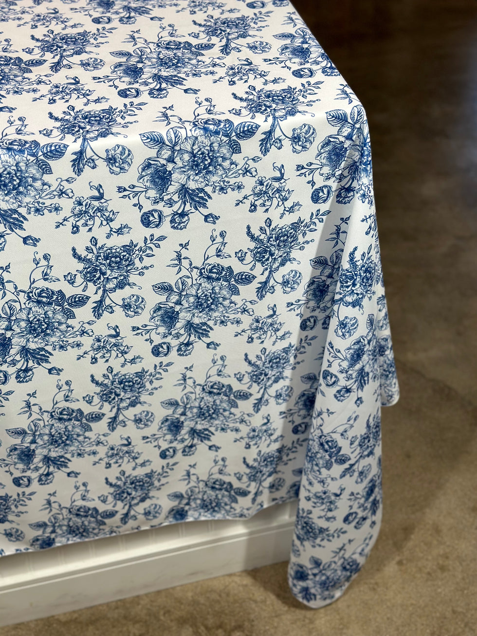 French Toile (Poly Print) Table Linen – Urquid Linen