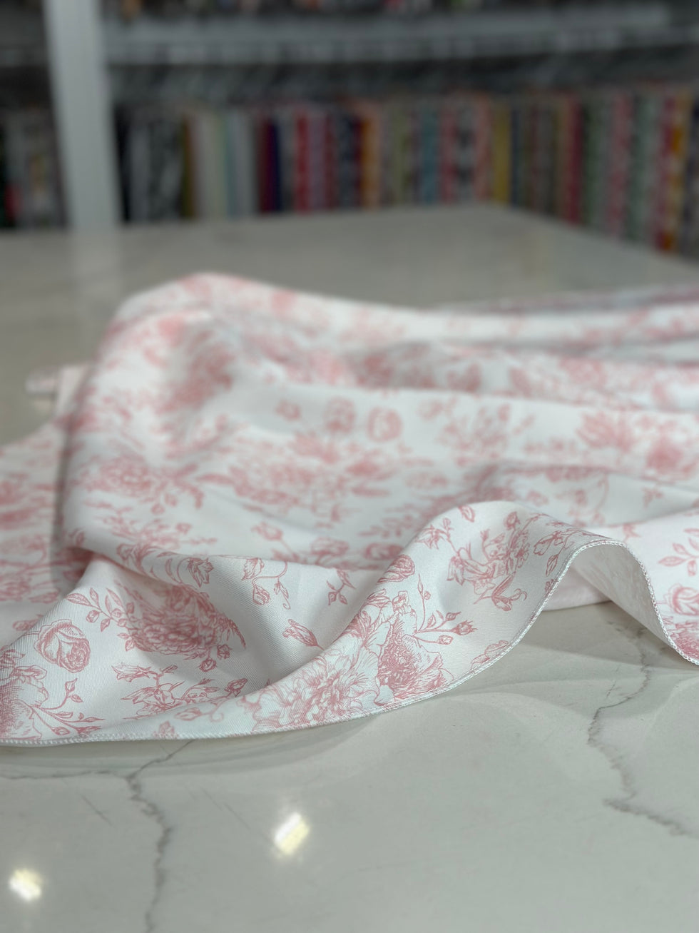 French Toile (Poly Print) Table Linen in Dusty Rose – Urquid Linen