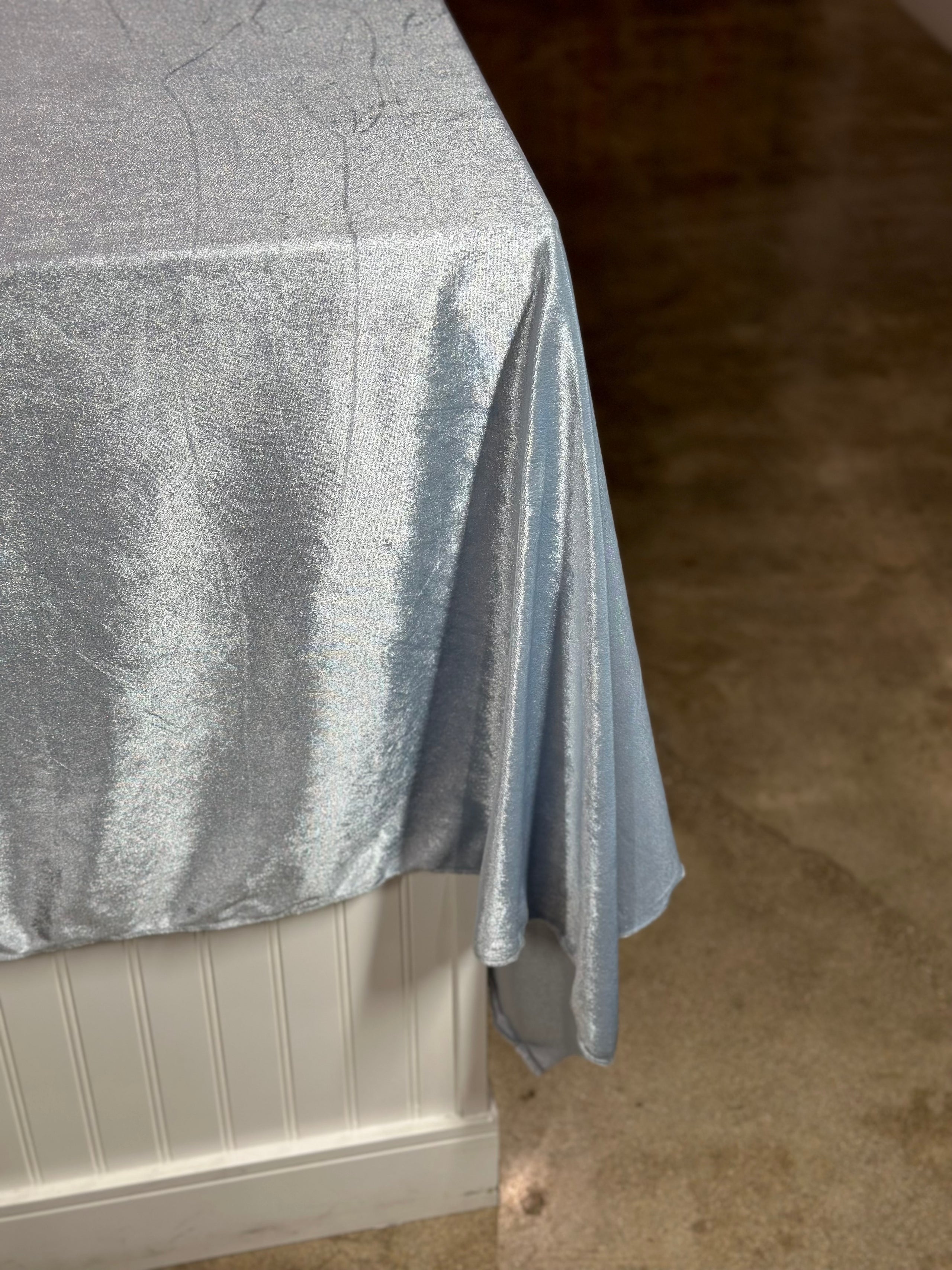 Lush Velvet Table Linen in Baby Blue – Urquid Linen
