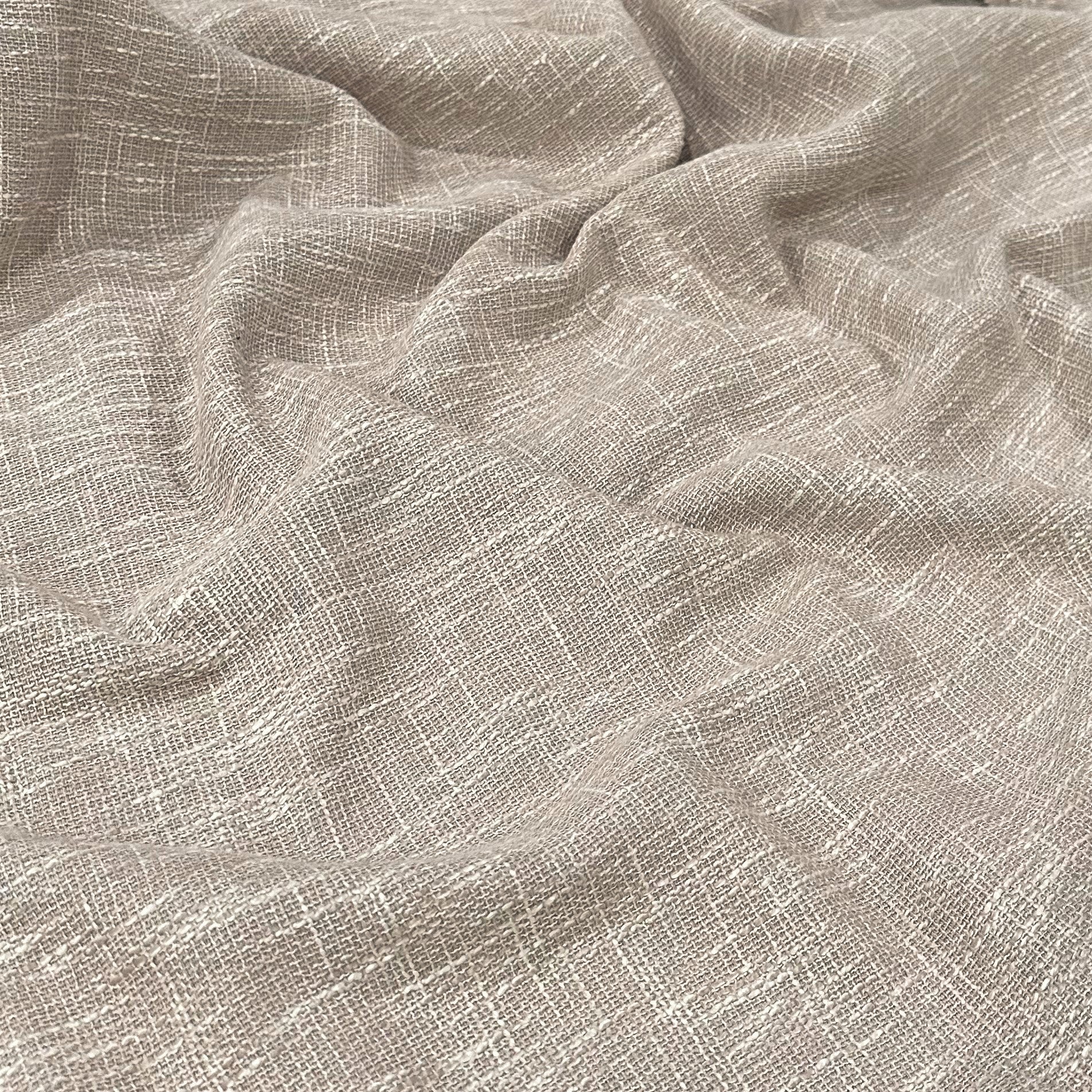 Capri Slub Linen Table Linen in Taupe – Urquid Linen