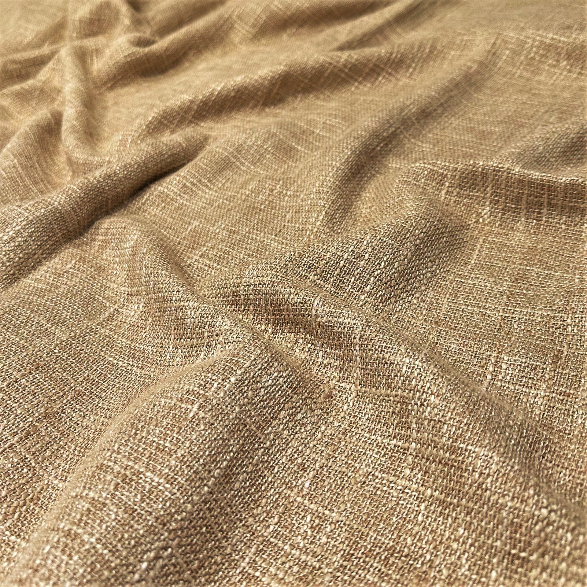 Capri Slub Linen Table Linen in Honey – Urquid Linen