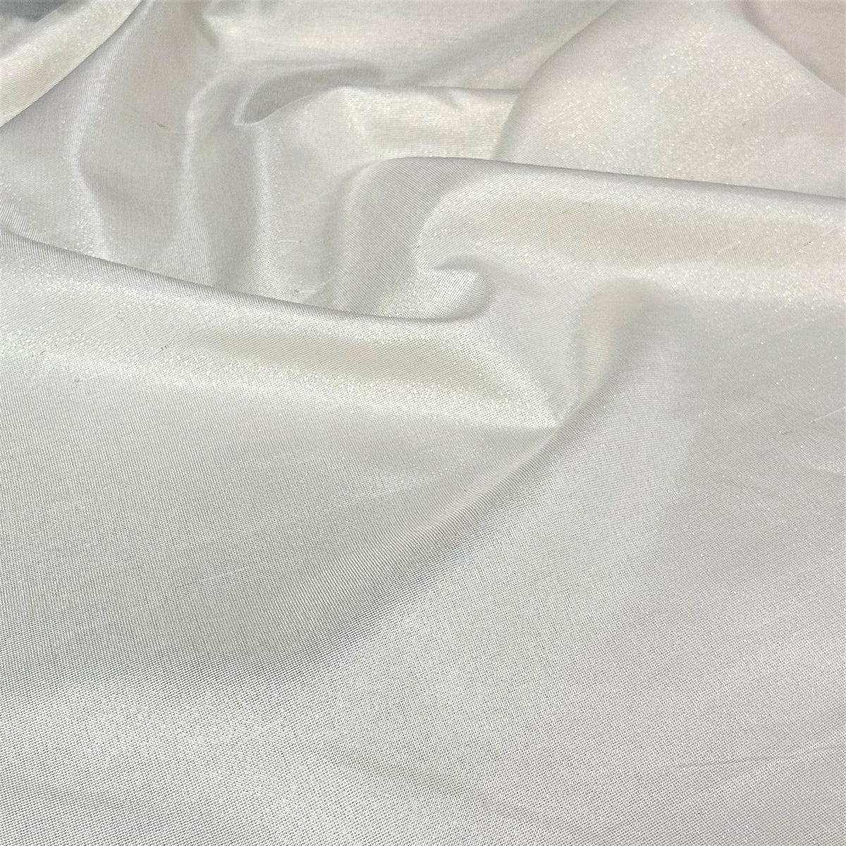 Metallic Burlap Wholesale Fabric in Ivory/Gold – Urquid Linen