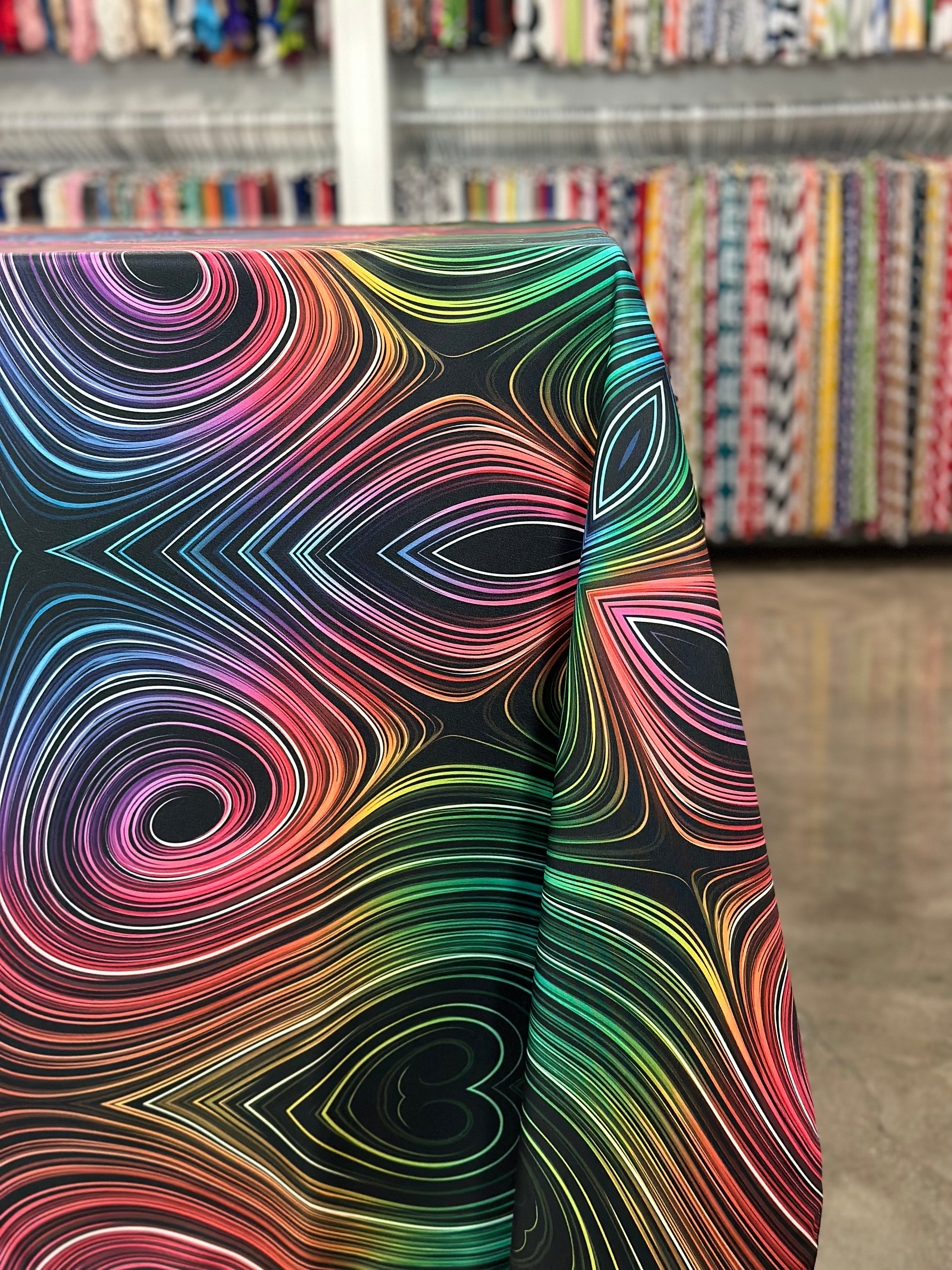 Neon Abstract Poly Print Tablecloths & Overlays | Urquid Linen