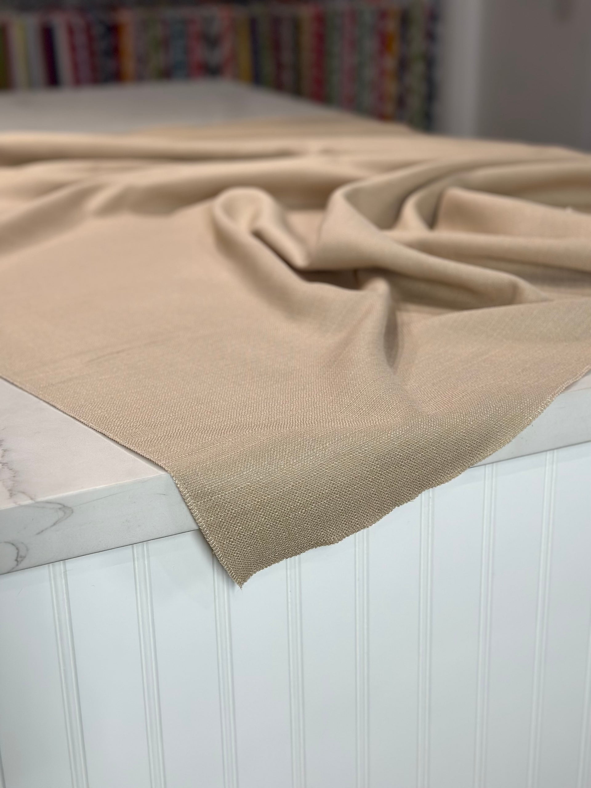 1pc - Rustic Linen Table Linen 120" Round - Wheat – Urquid Linen