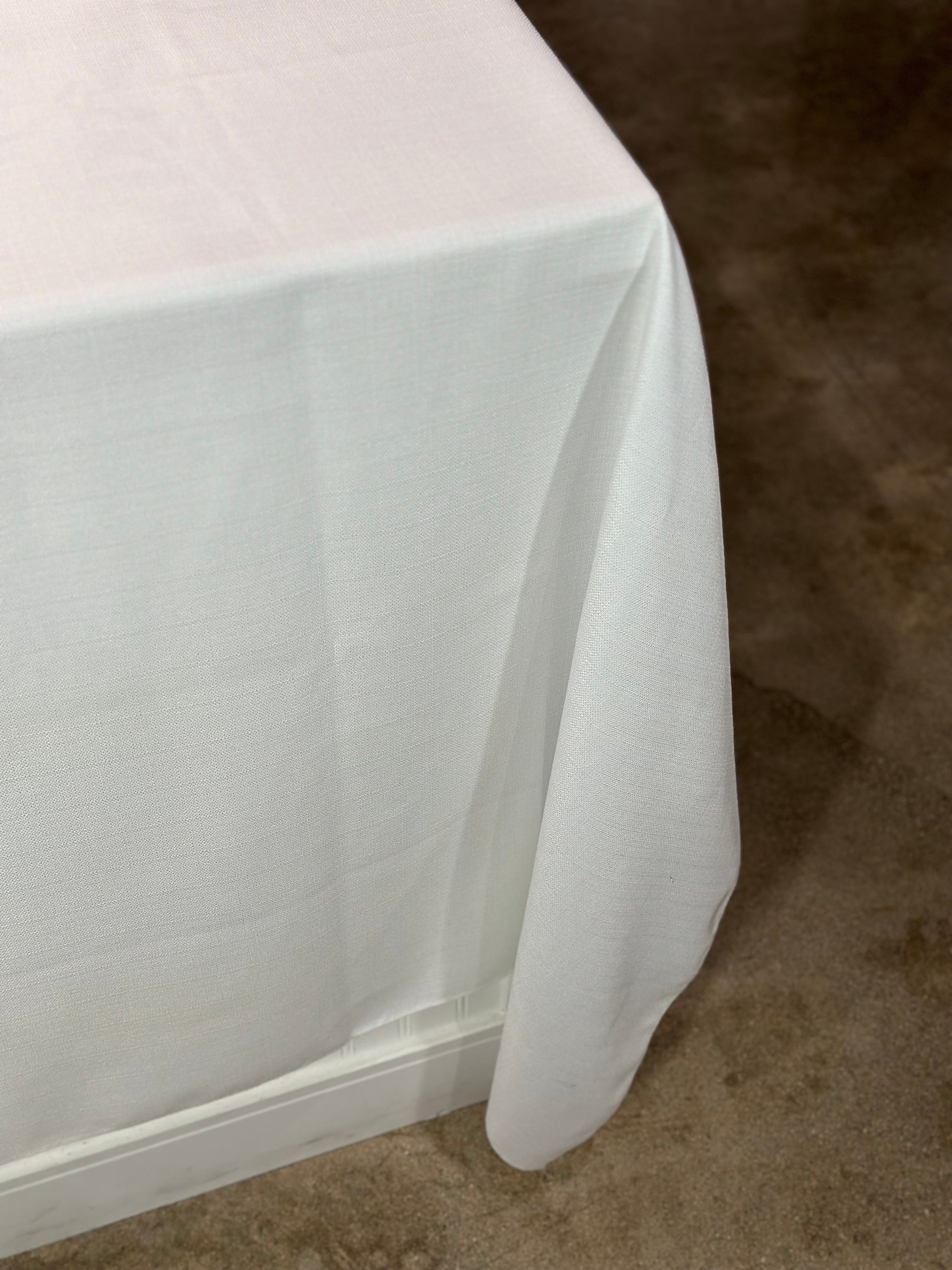 Rustic Linen Table Linen in White – Urquid Linen
