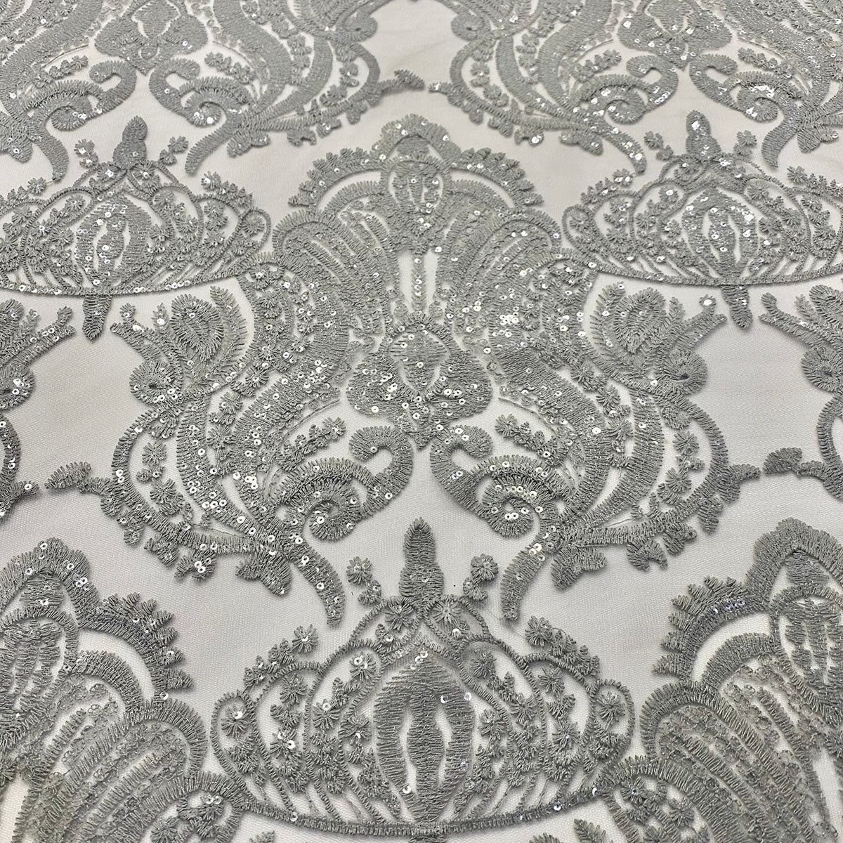 Princess Lace Tablecloths & Overlays | Urquid Linen